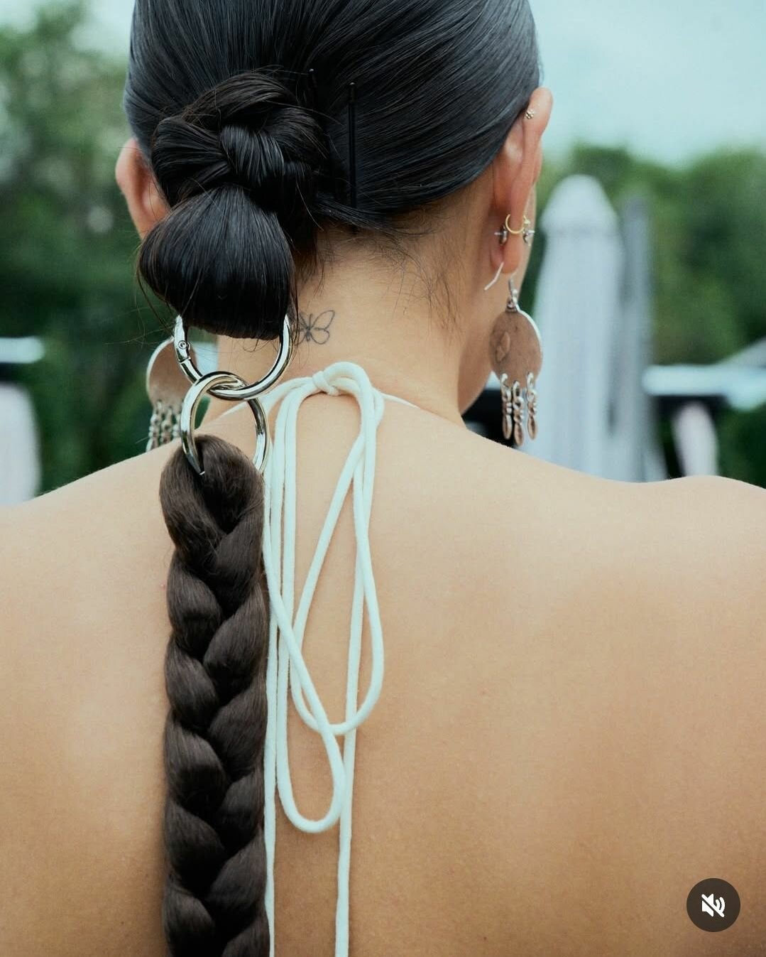 Коса на карабине / коса на кольцах с этно декором темно русая