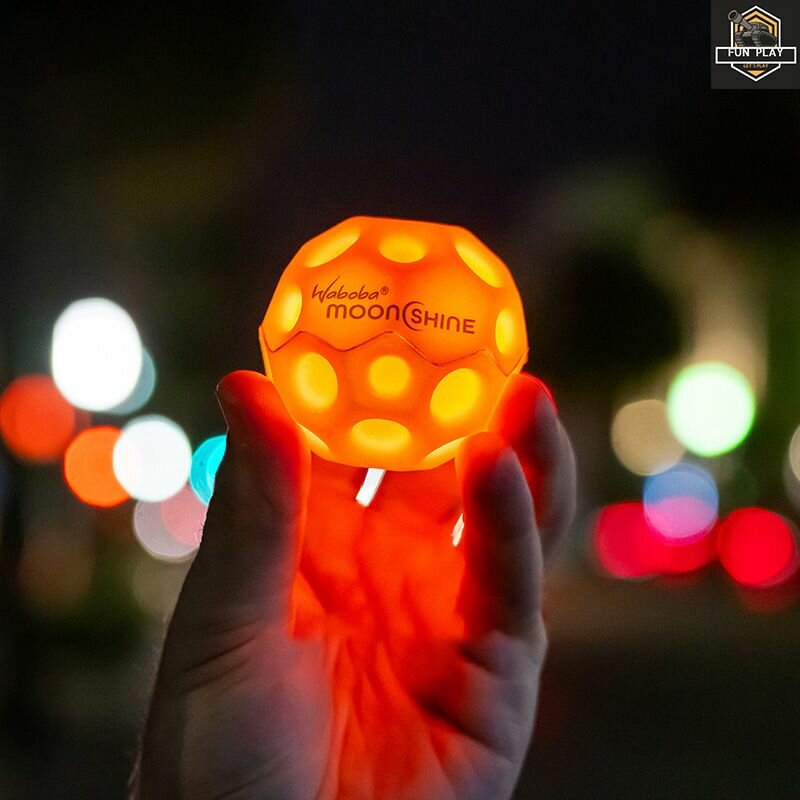 Waboba MOON BALL Детский мяч с высокой эластичностью, светящийся игрушечный мяч на открытом воздухетский высокоэластичный открытый игрушечный мяч