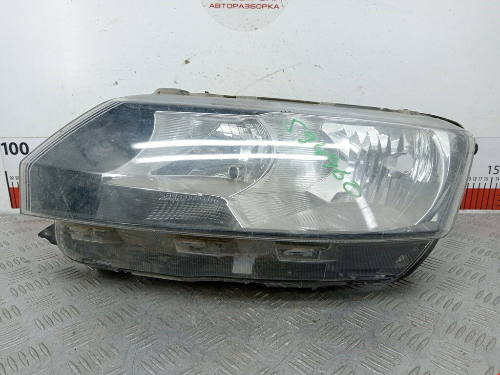 Фара левая Skoda Rapid 1 5JB941017 арт. 2226016