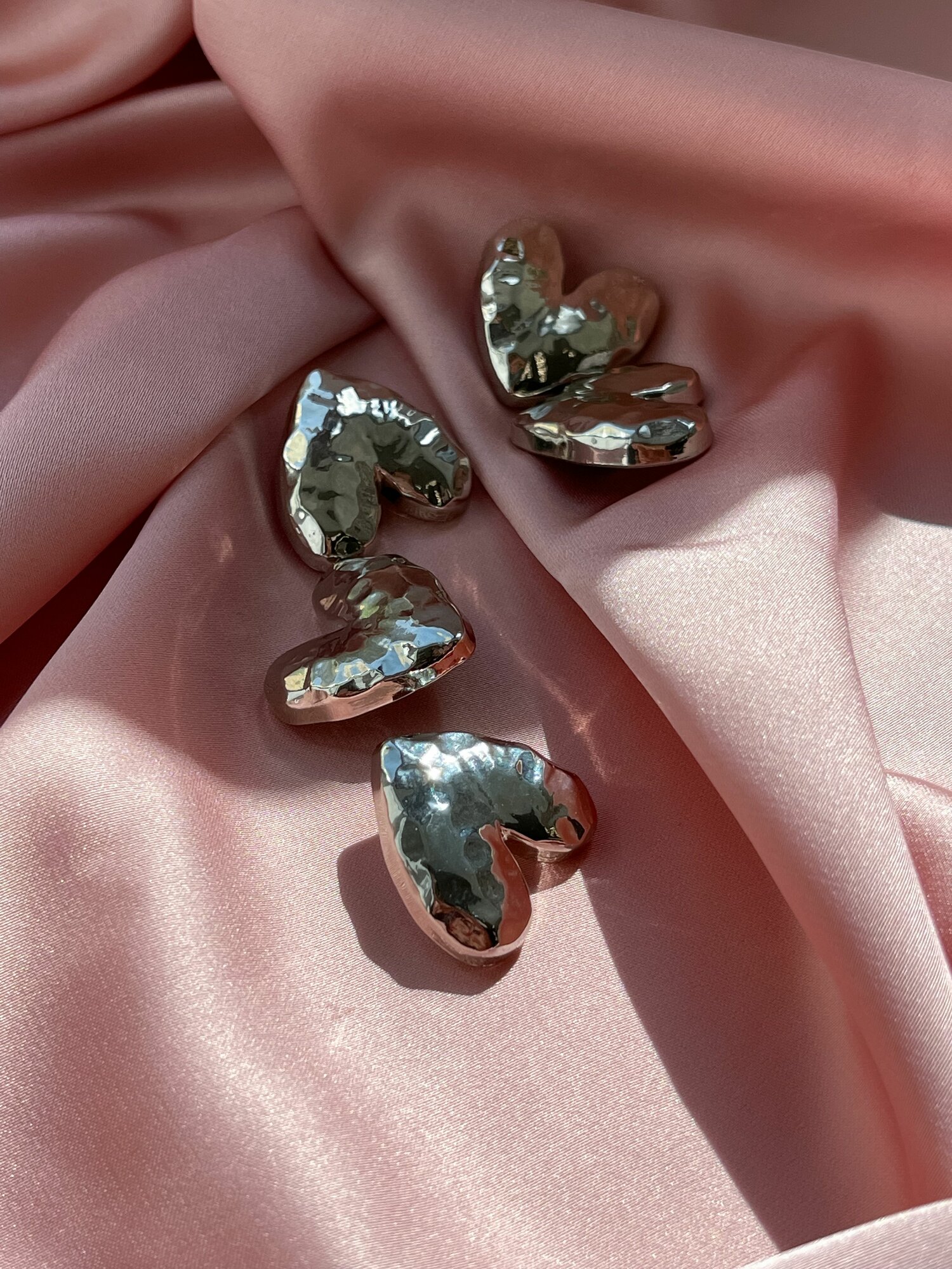 Пуговицы серебро в форме сердца 22,5 мм, 5 штук