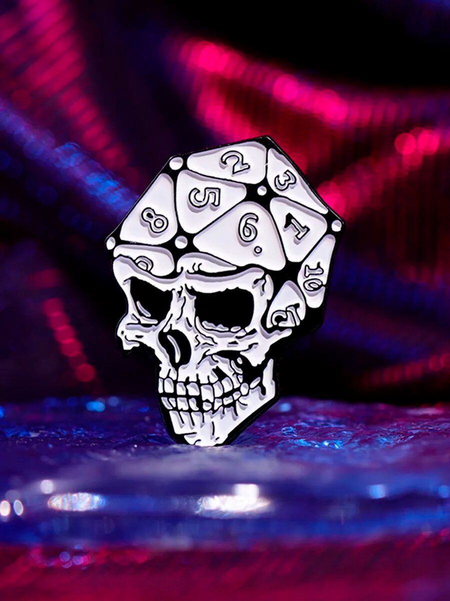 Металлический значок на рюкзак Punk Rock Skull D20 Cube