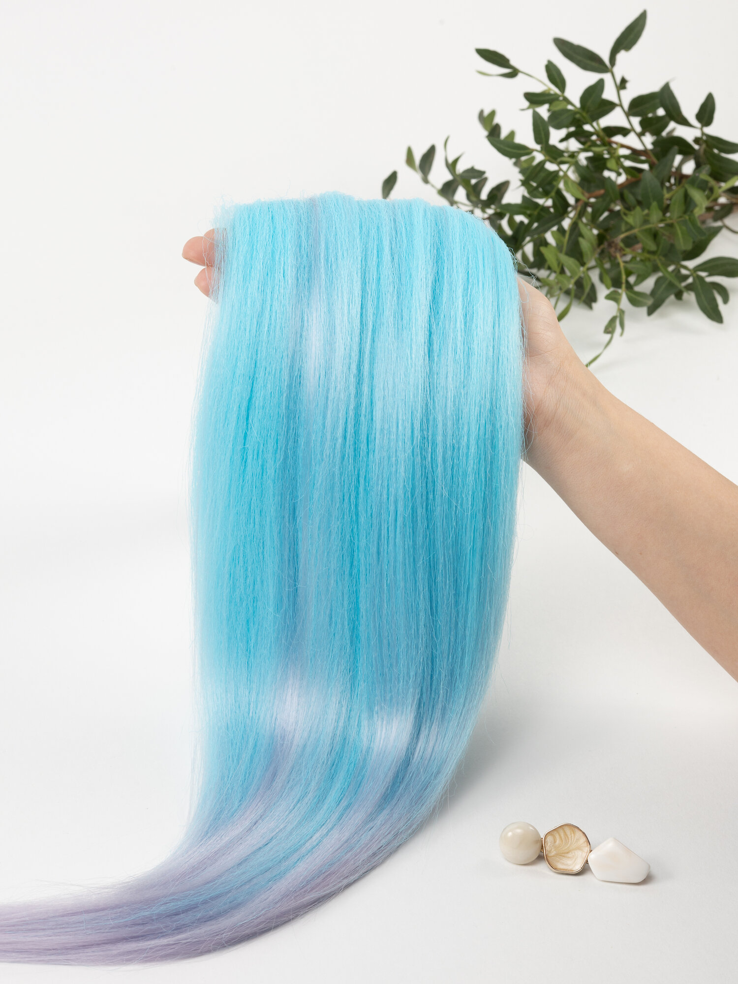 Канекалон голубой 70 см шиньон искусственные волосы тренд лета 2025