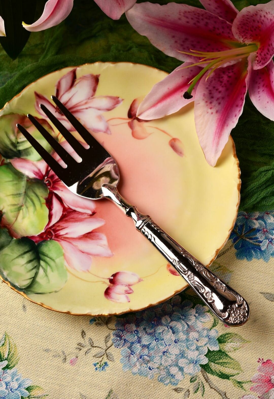 Старинная вилка серебрение