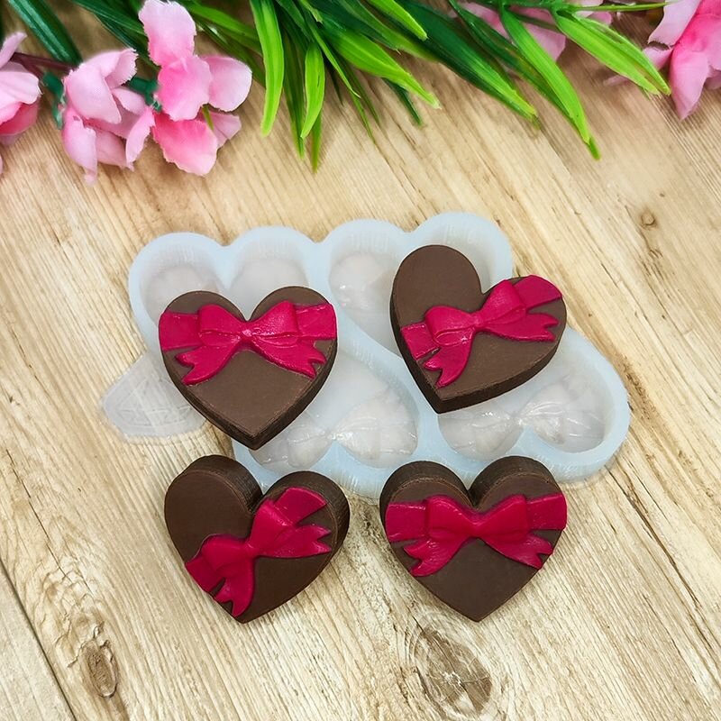 Силиконовая форма для конфет Brilliant Mold. Молд Сердечки с бантом
