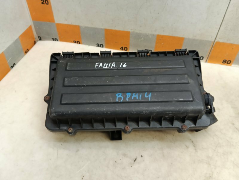 Б/У Дефект Корпус воздушного фильтра Skoda Octavia A5 423609 VAG арт. 036129611CD