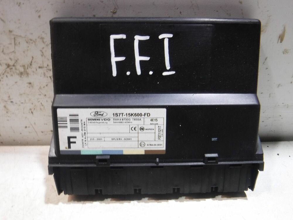 Блок управления центральным замком Ford Focus I 1S7T15K600FD