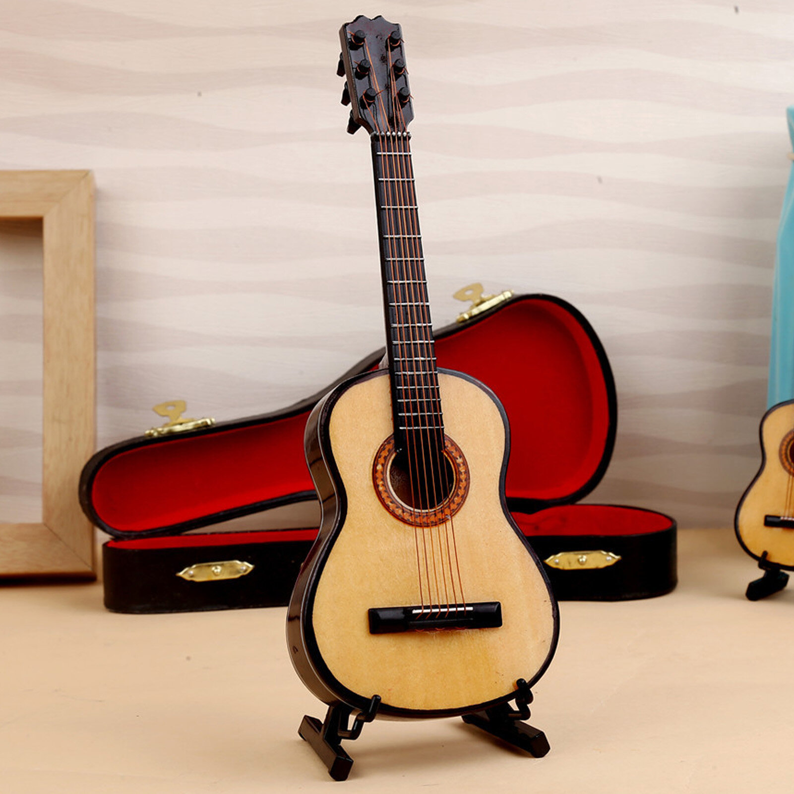 Деревянная модель гитары, изысканное полированное миниатюрное украшение для гитары с подставкой для демонстрации коллекции