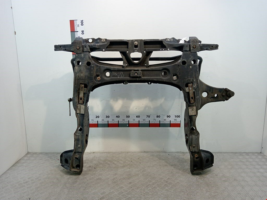 Балка подмоторная (подрамник) Mercedes A-Class (W168) A1686201387 арт. 2247265