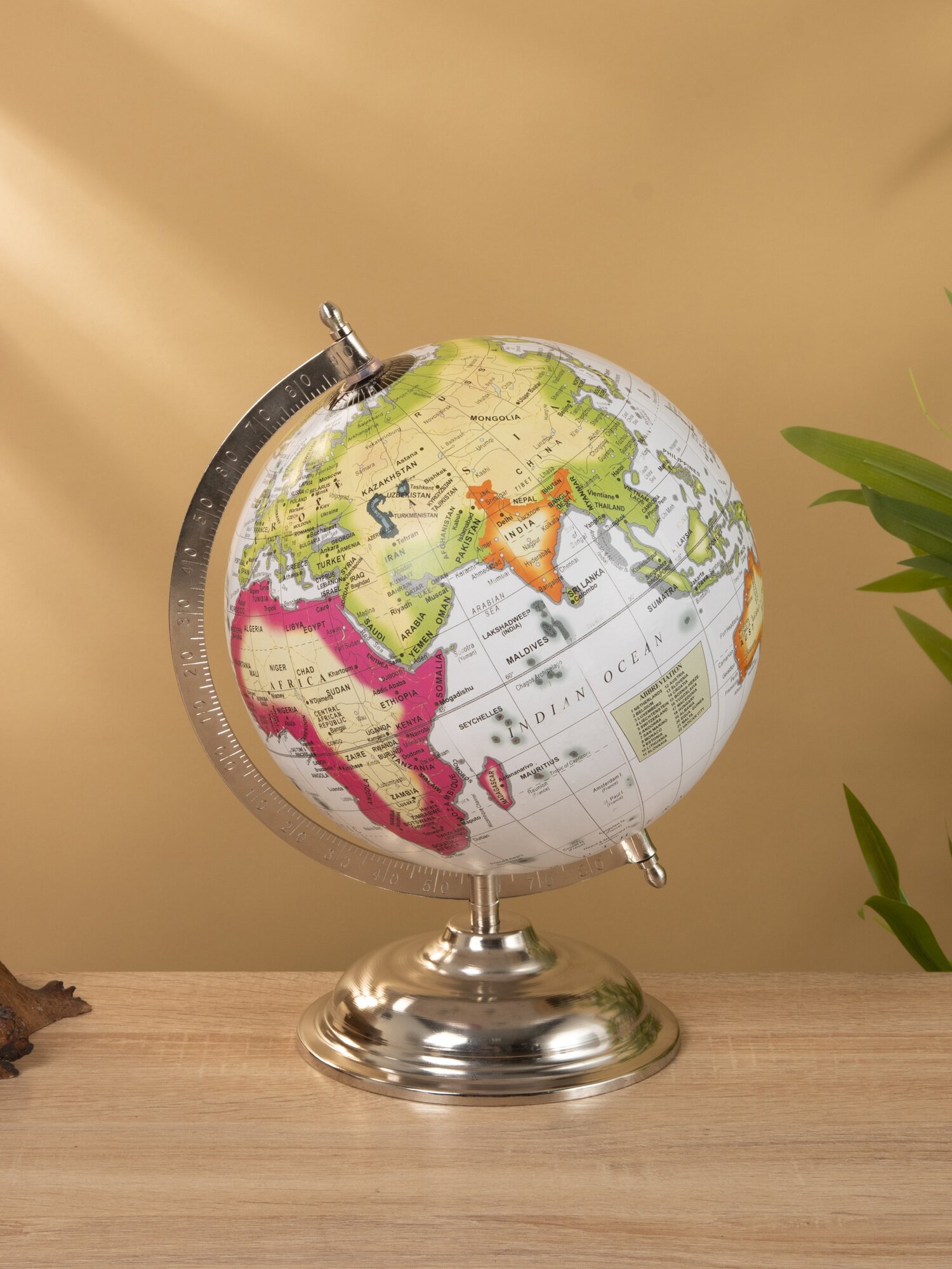 Глобус сувенирный, 23×20×29 см, подставка металл