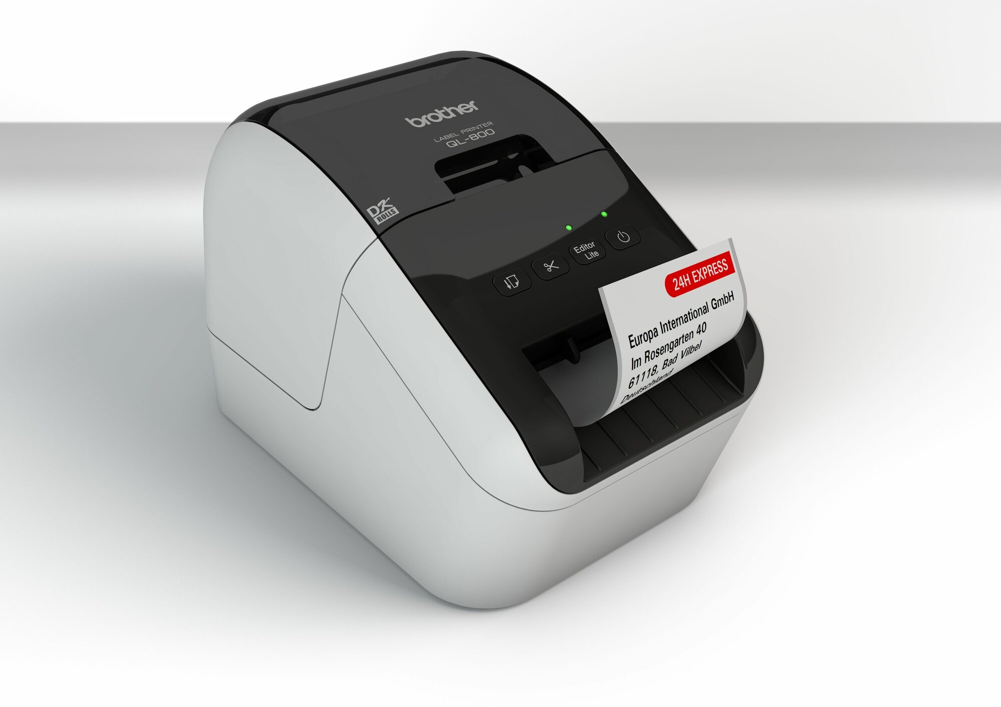 Принтер для печати наклеек Brother QL-800 (ширина лент до 62мм, 93наклеек/мин, 300т/д, ленты DK, USB)