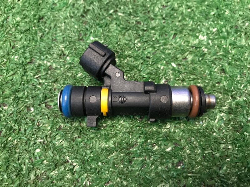 Форсунка Infiniti FX35 S50 3.5 VQ35DE (б/у) 0280158042