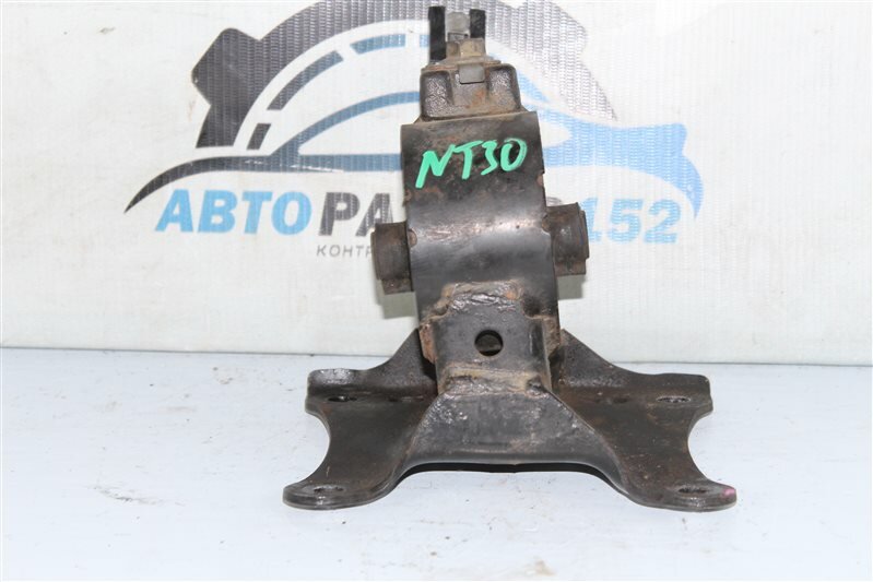 подушка двигателя Nissan X-Trail NT30 QR20DE Лев.