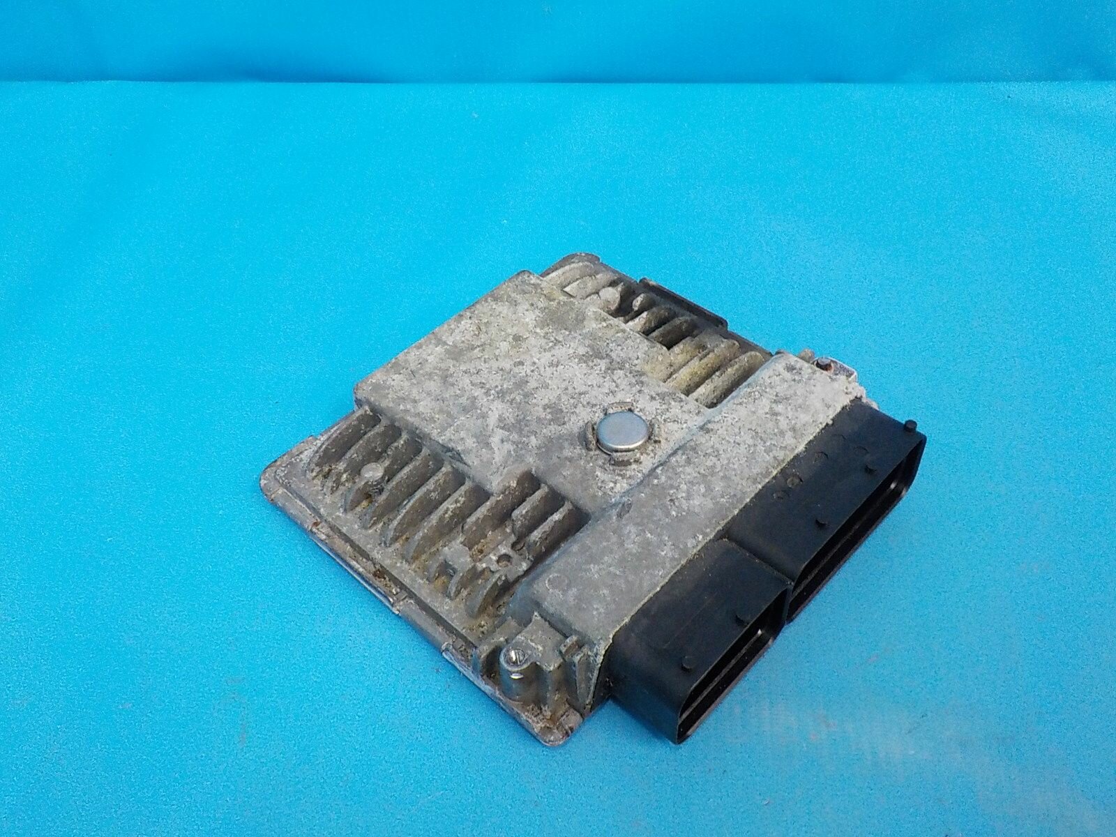 Блок управления двигателем SKODA Yeti 2009-2018 03F906070JH - Б/У