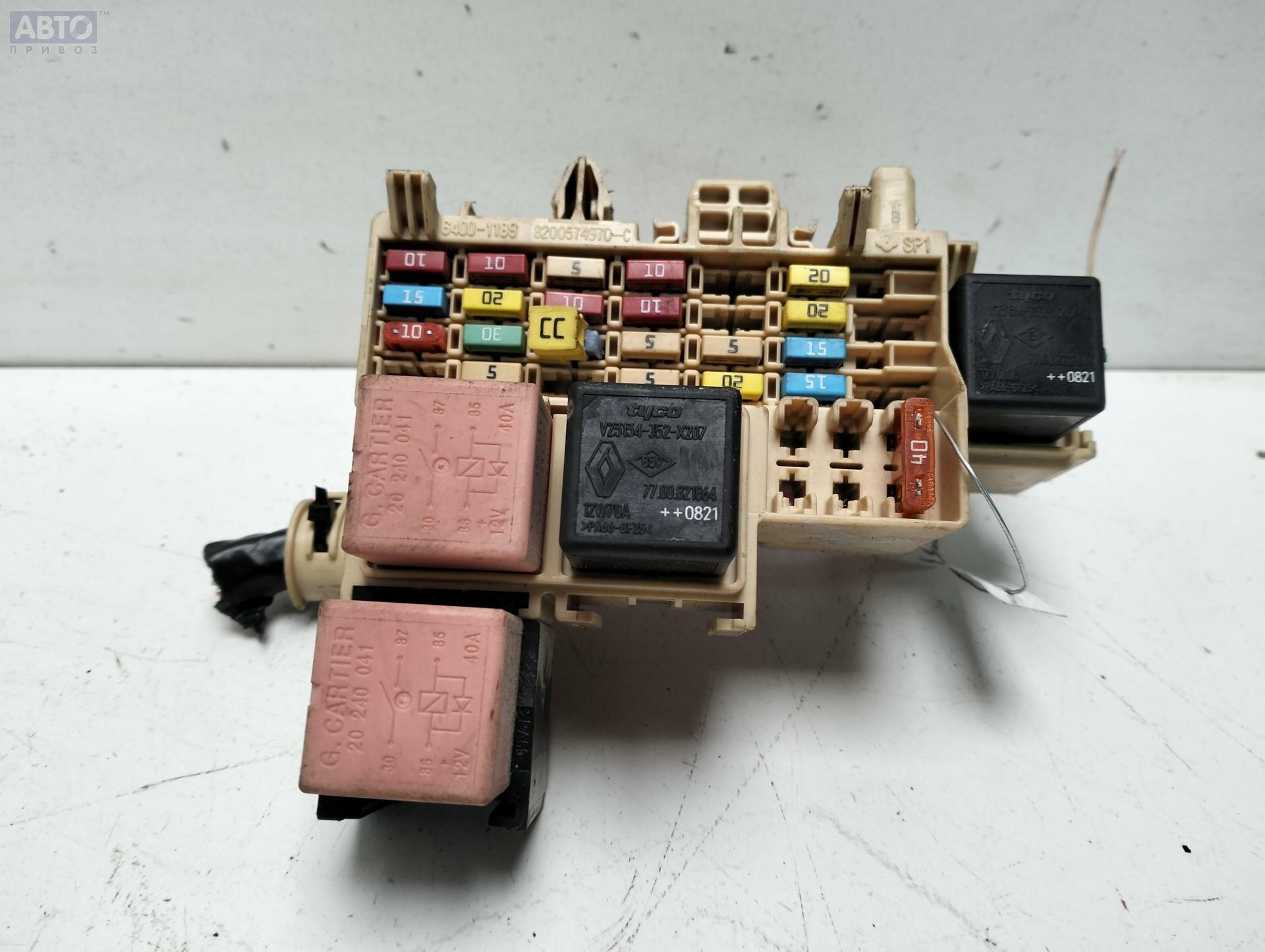 Блок реле Renault Kangoo 2 (c 2007)