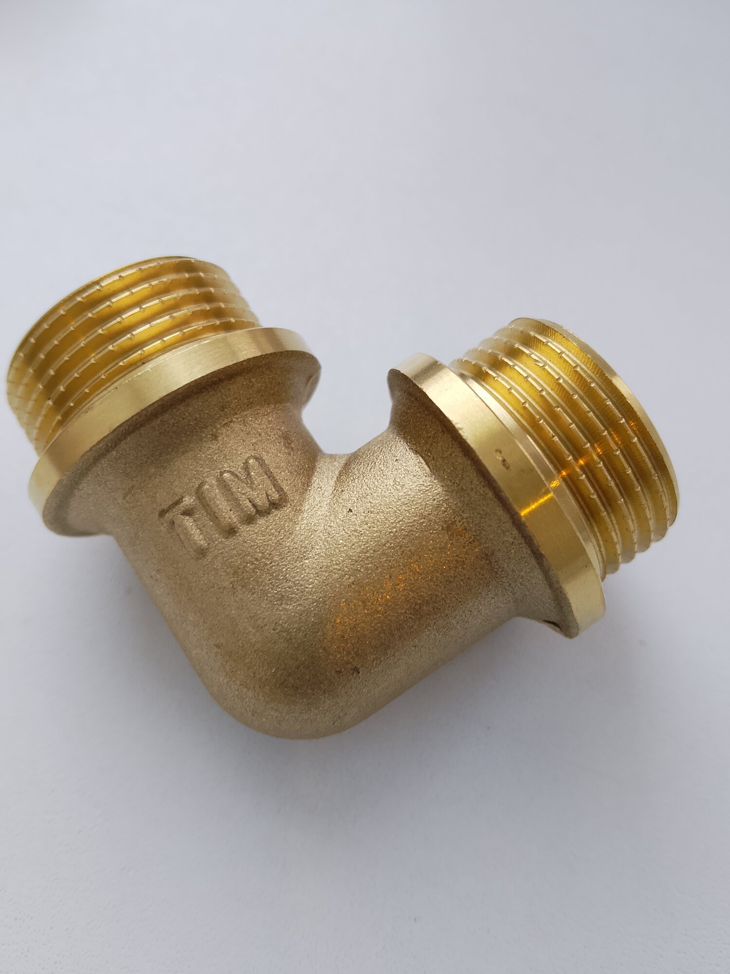 Уголок латунь TIM 3/4 наружн./наружн.