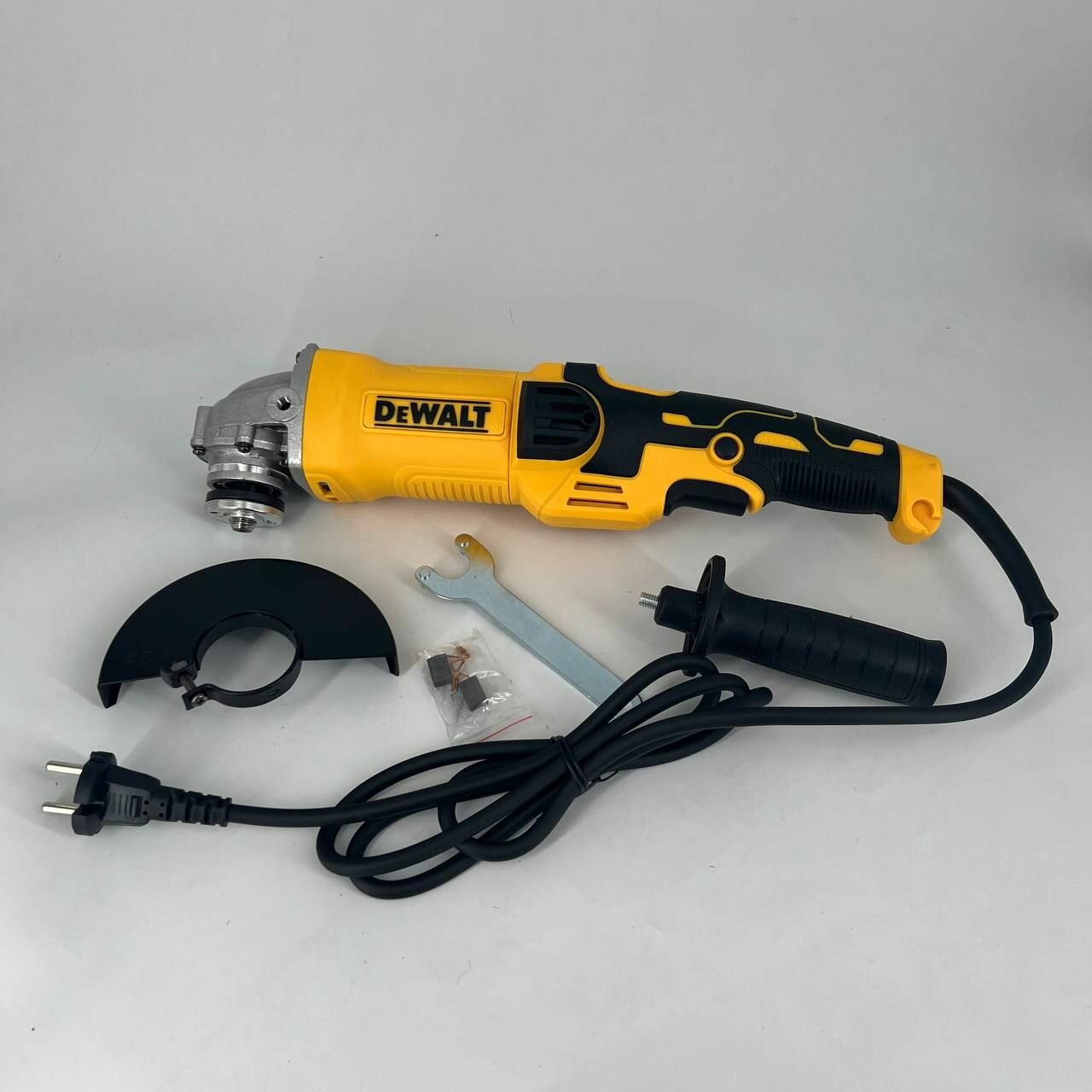 Шлифовальная машина / УШМ / Болгарка DeWALT УШМ 125/1600W ( 1600 Вт, 125 мм), с регулировкой оборотов, сетевая, Dewalt 4075