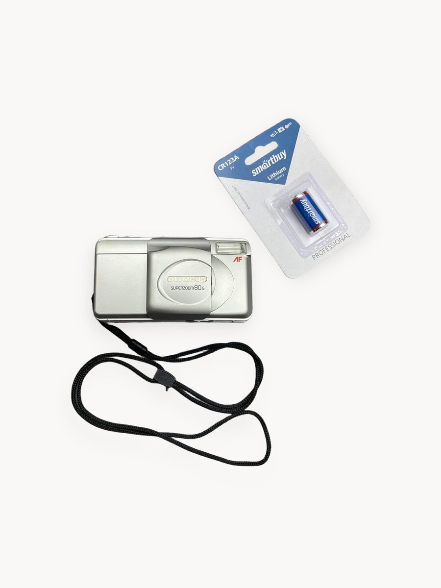 Винтажный пленочный фотоаппарат Olympus Superzoom 80G