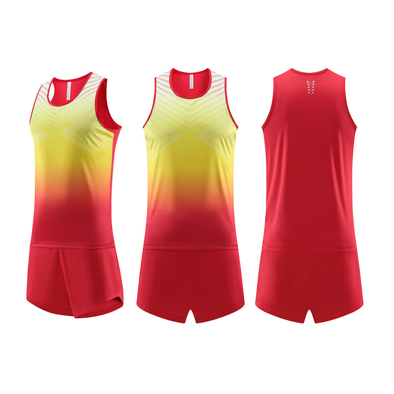 Костюм спортивный