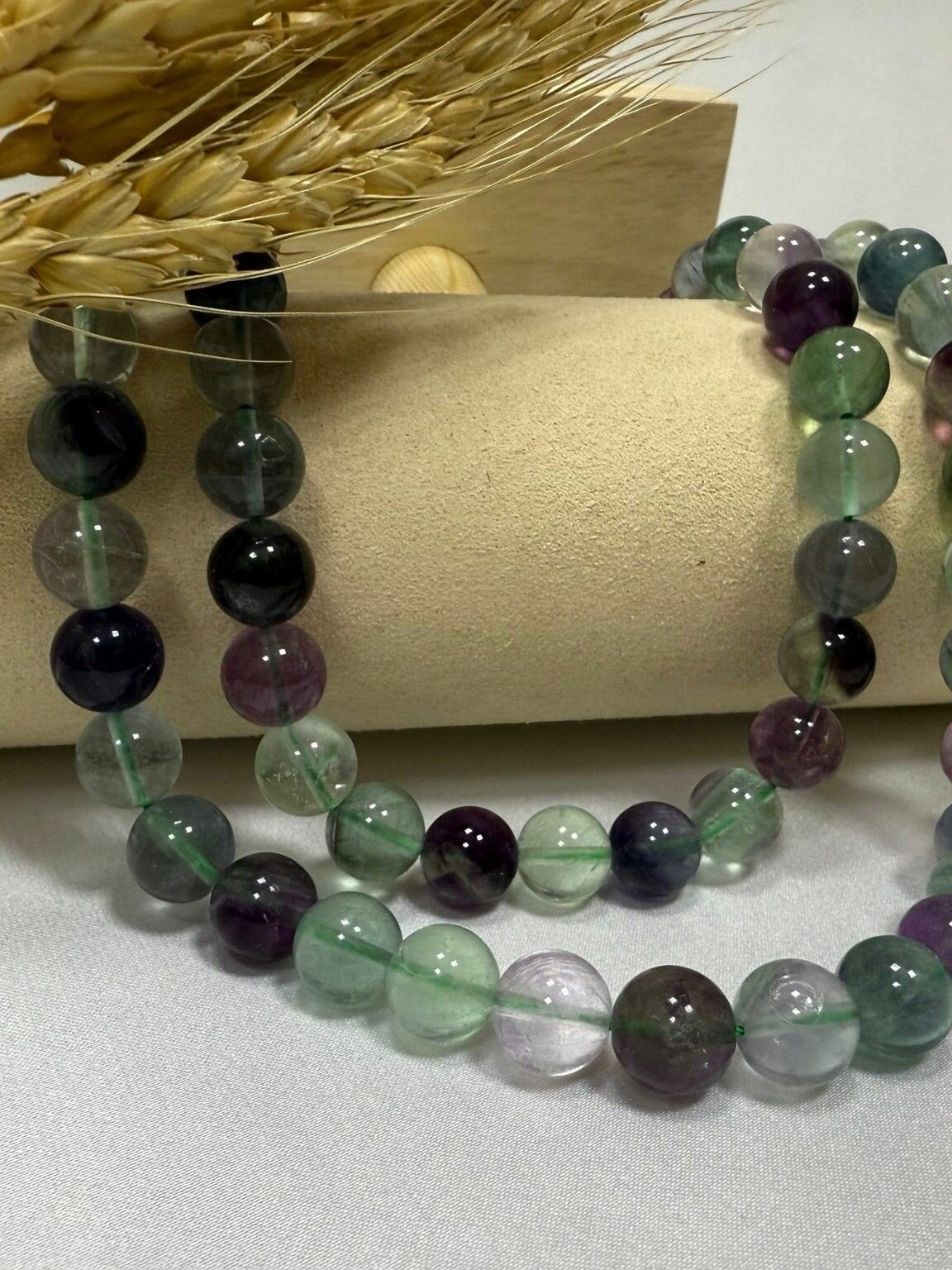 Бусины флюорит шар гладкий 10 мм (нить 19 см), Suntrim