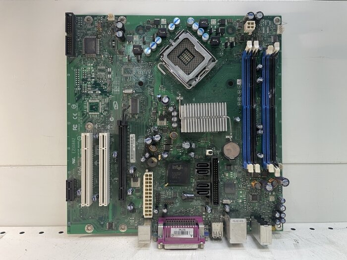 Материнская плата Socket LGA775 Intel d945gcz/945paw 4DDR2 MicroBTX