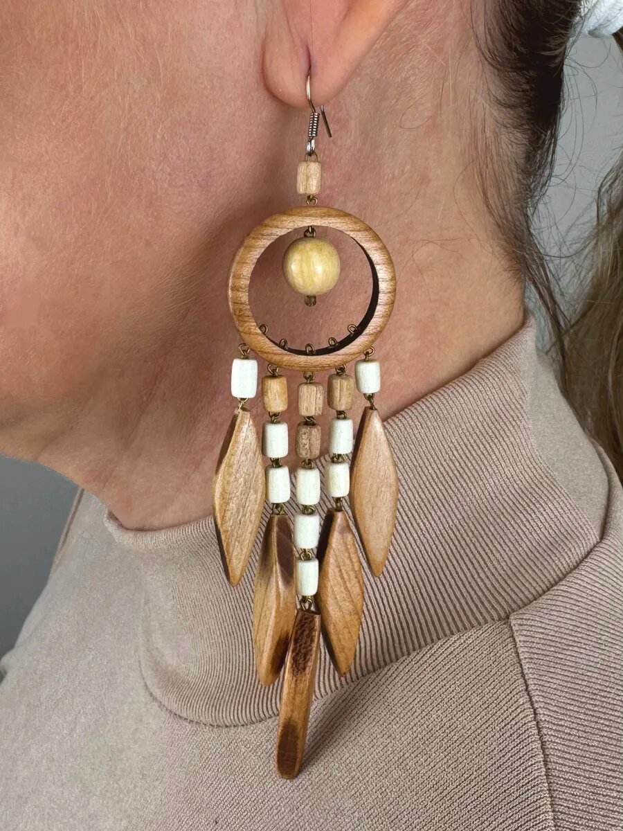 Серьги с подвесками, дерево