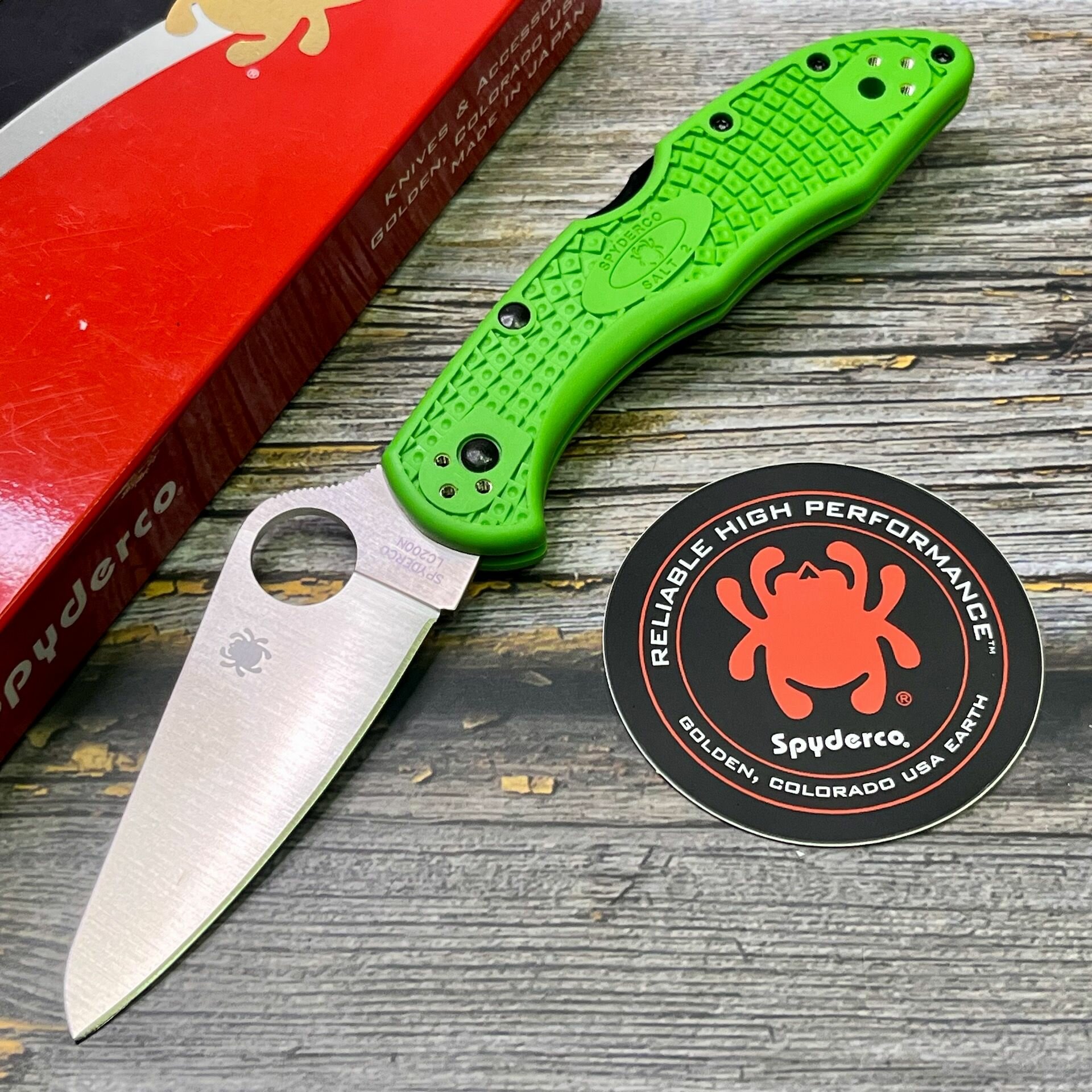 Нож складной Spyderco C88FPGR2 Salt 2, LC200N Blade