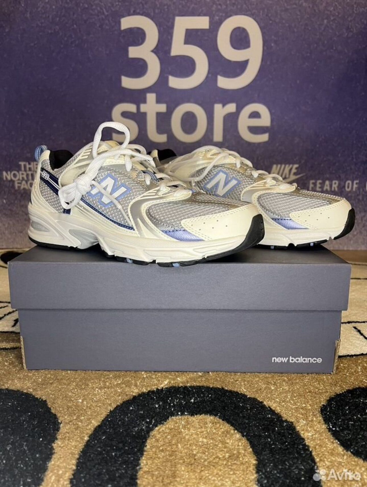 Кроссовки 530