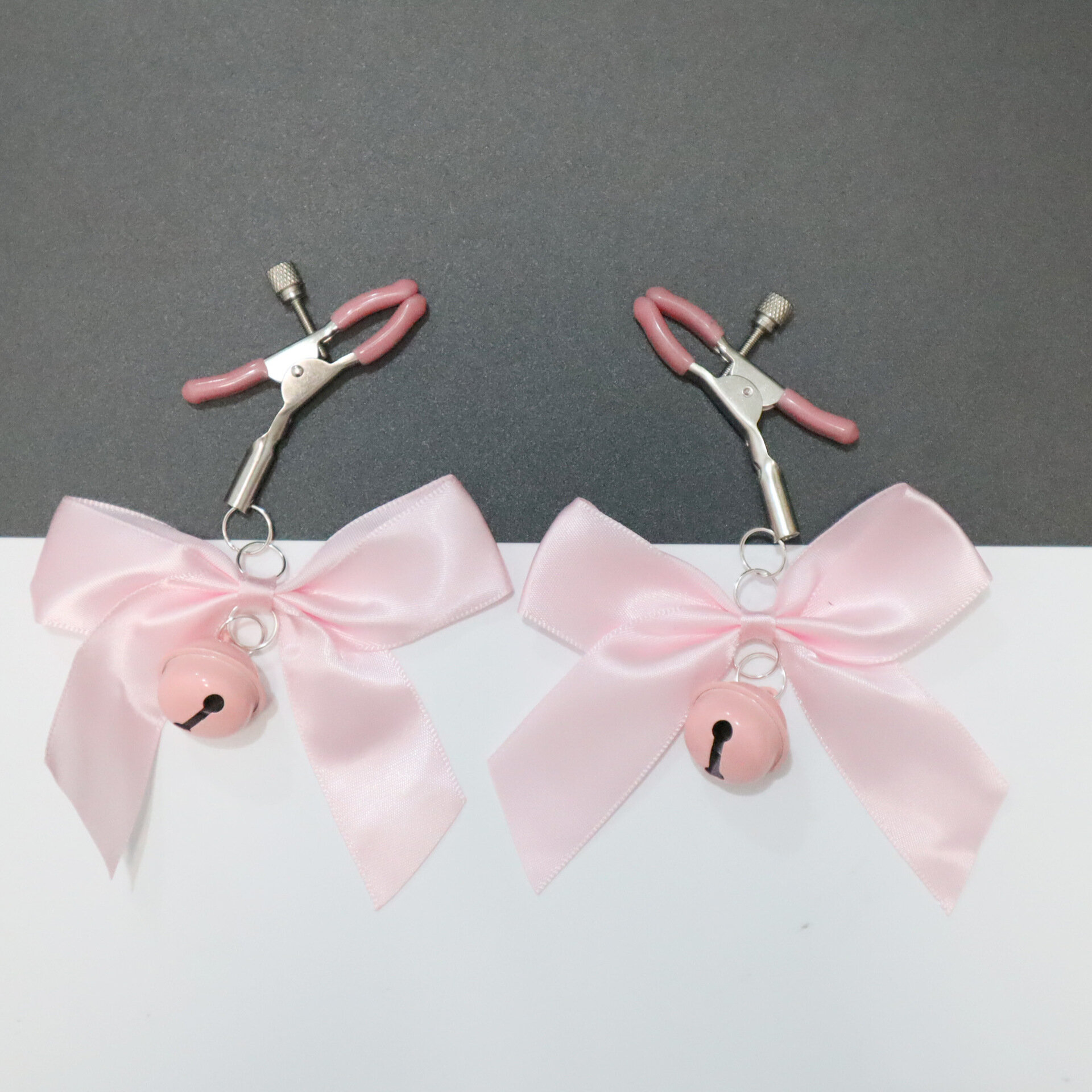 Колокольчик бант зажим для сосков секс-игрушки анальная пробка хвост тянуть бусины sm тренировочный реквизит вагина зажим цельный