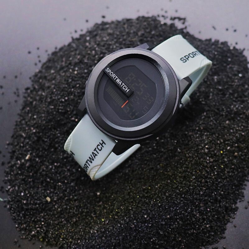 Водонепроницаемые спортивные часы 50М для мужчин и женщин Модные ночные электронные часы с ремешком из TPU