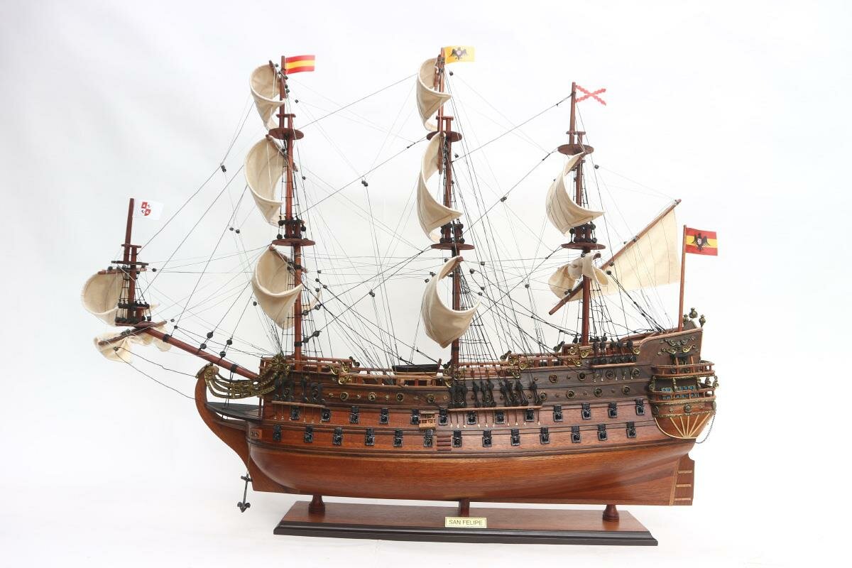 Модель корабля Галеон San Felipe