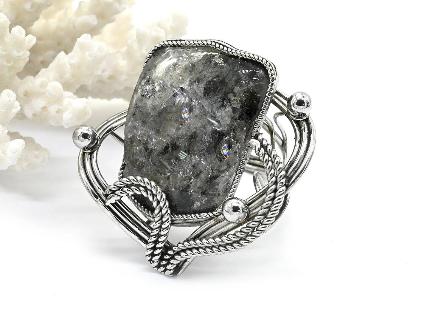 Кольцо, кварц, кварцит