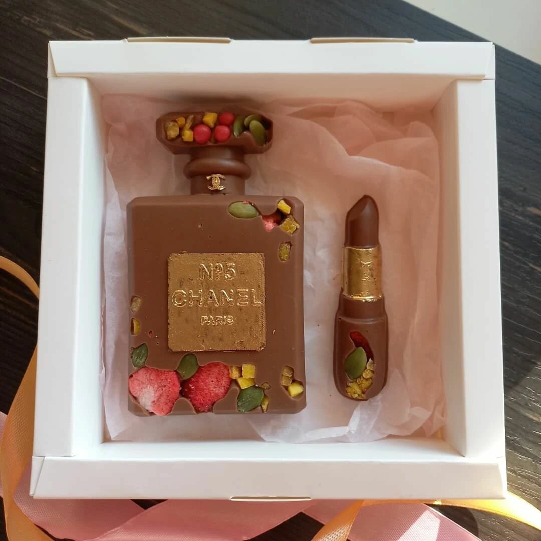 Шоколад без сахара подарочный Духи Нebыковы и ко, молочный, в коробке