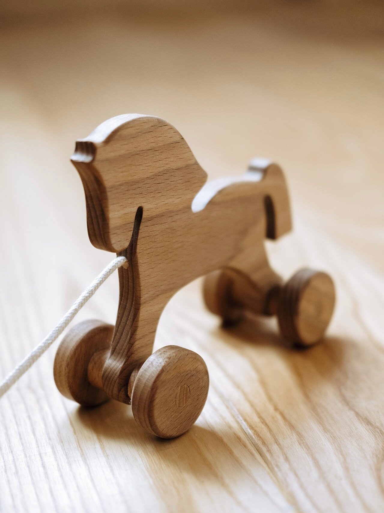 Деревянная каталка из бука «Лошадка», развивающие игрушки, дерево