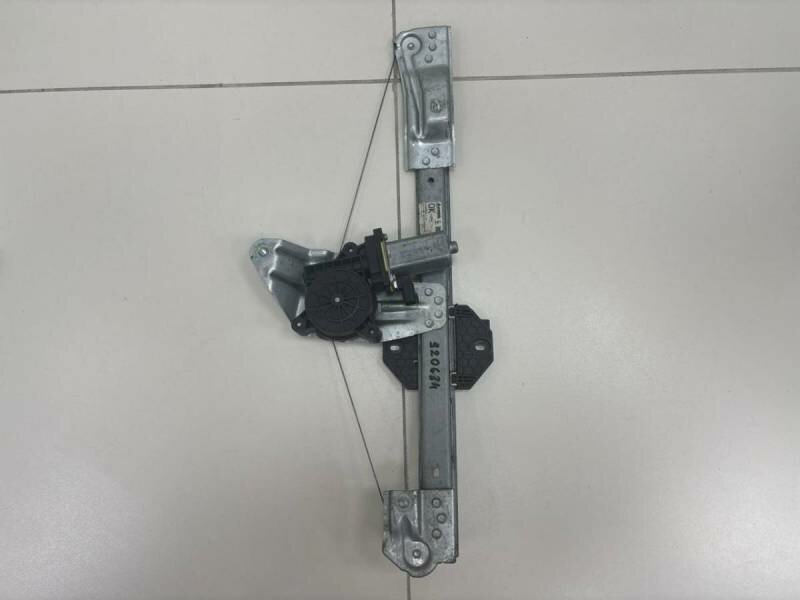 Стеклоподъемник электр. передний правый Renault Logan 2 2014 кат.номер: 807209299R