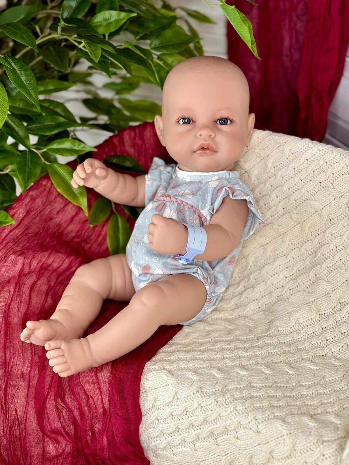 Кукла Berbesa виниловая 42см Martina