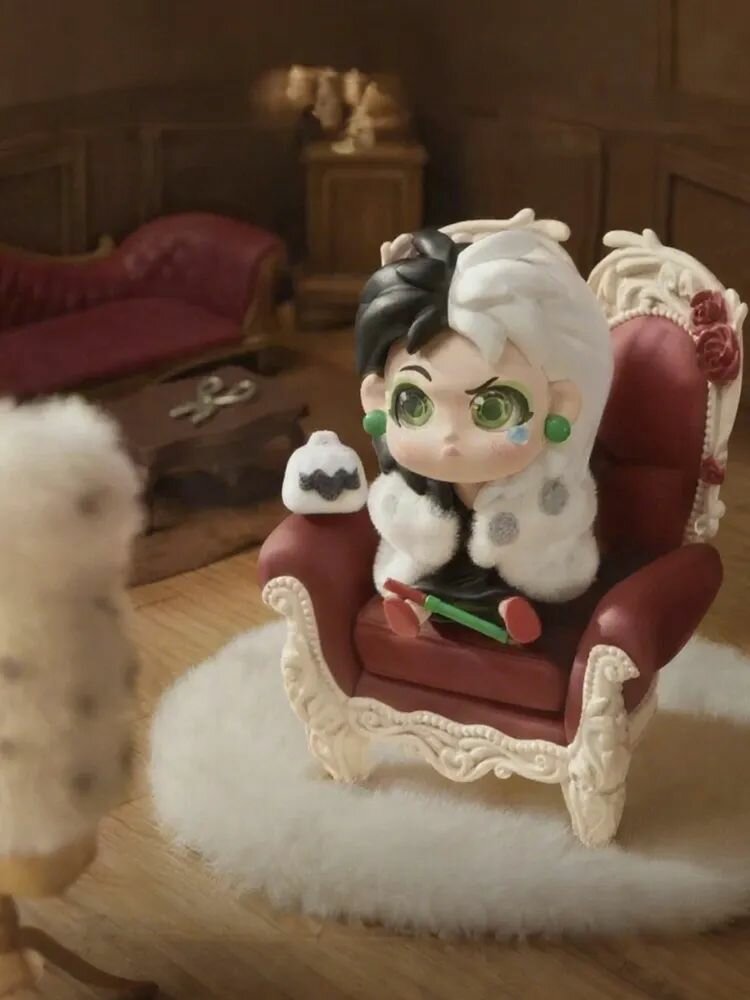 MINISO Disney: Серия слепых коробок "Disney Villains Born to Defy"