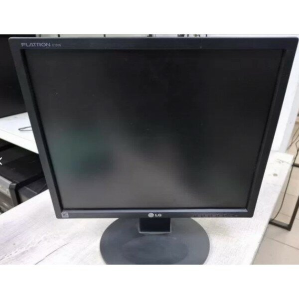Монитор БУ 19 LG E1910N Flatron Black (LCD. 1280x1024. D-Sub)