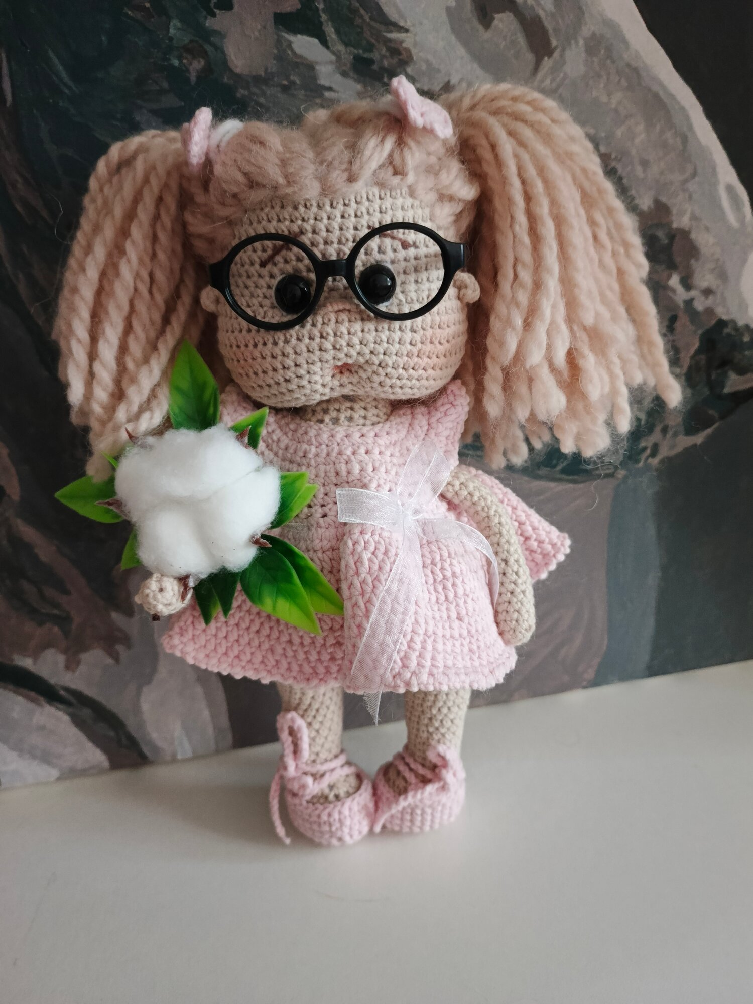 Игрушка "Куколка", вязаная крючком, съёмная одежда, бежевая, розовая