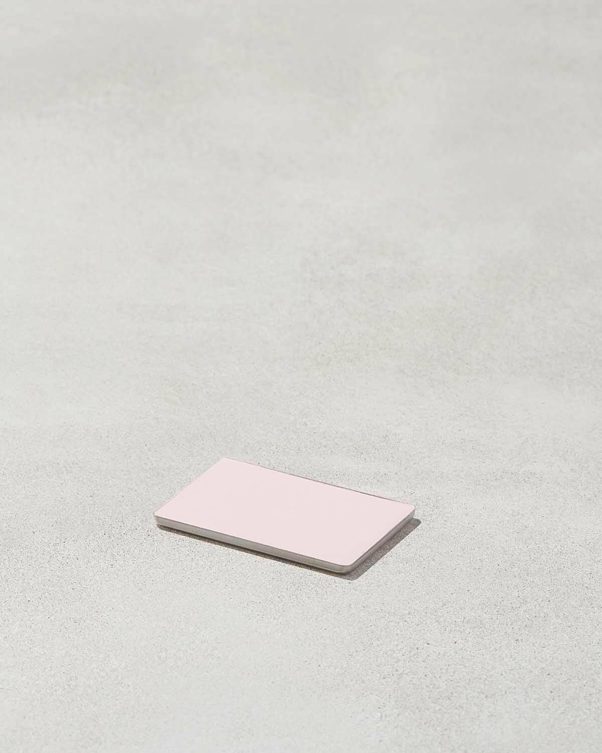 Fenty Beauty Пудра увлажняющая INVISIMATTE INSTANT SETTING + BLOTTING POWDER - UNIVERSAL рефил