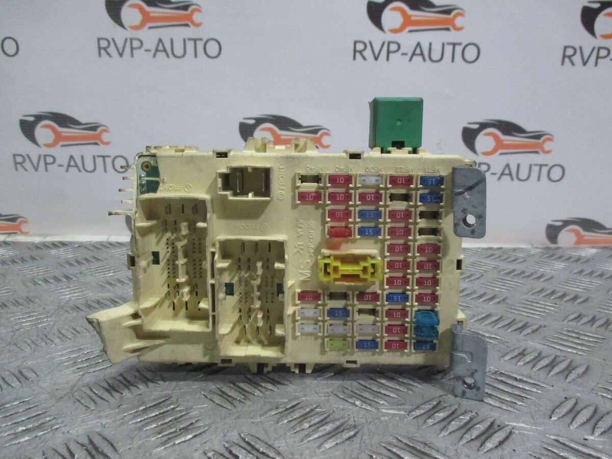 Блок предохранителей салонный Kia Rio 2011-2015 919524Y580