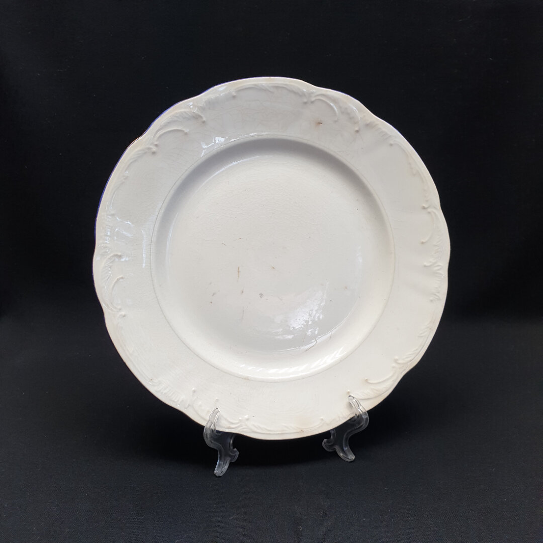 Тарелка столовая Будянский завод, фаянс 24.5 см, дефекты, винтаж СССР