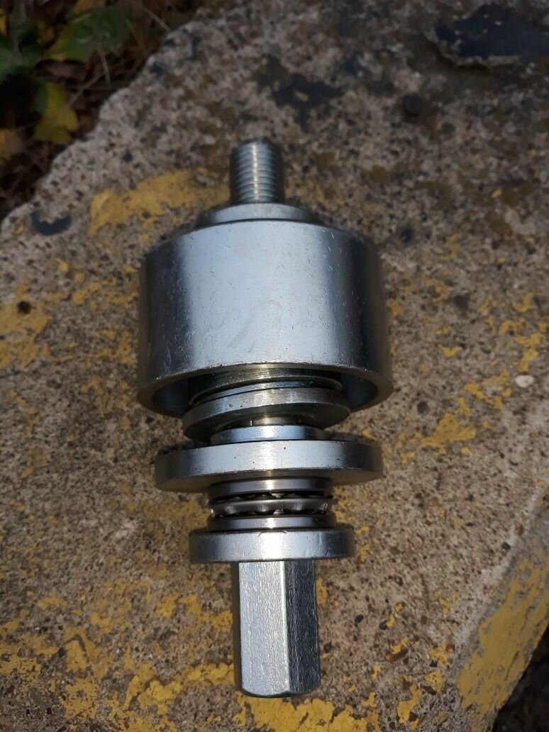 Приспособление съемник для снятия подшипника ступицы LADA LARGUS RENAULT LOGAN 209174