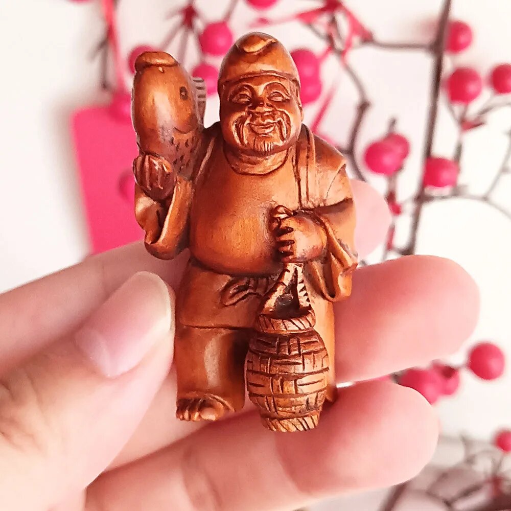 Резная фигурка из самшита Ebisu и рыба