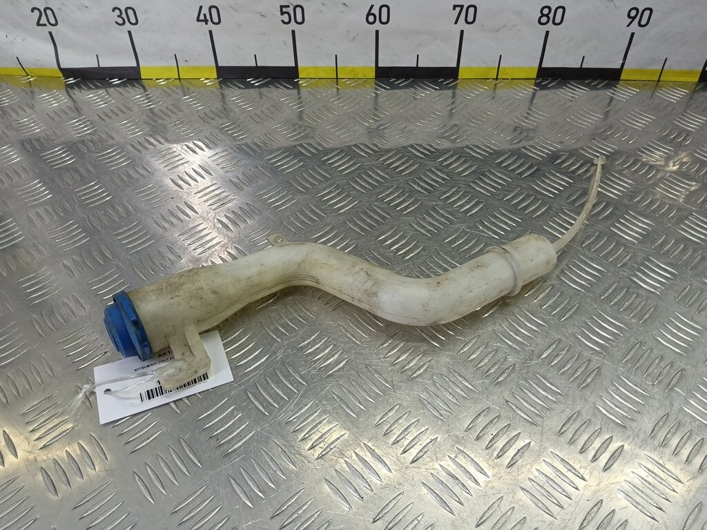 Горловина бачка омывателя Б/У для MITSUBISHI COLT Z30 (2002—2012) MN152155