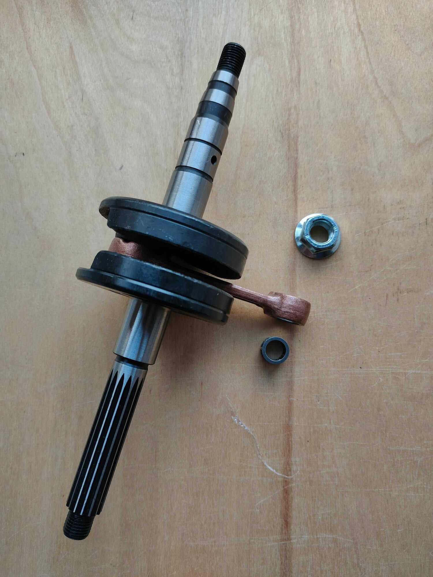 Коленвал Yamaha JOG50 (шлицы 17 зуб, D13 мм, палец 10 мм.)