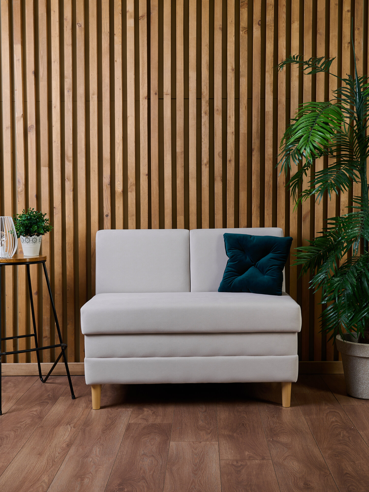 Диван прямой с ящиком Цезерио. 100*59*82 см, кремовый. На кухню, на балкон, в прихожую.