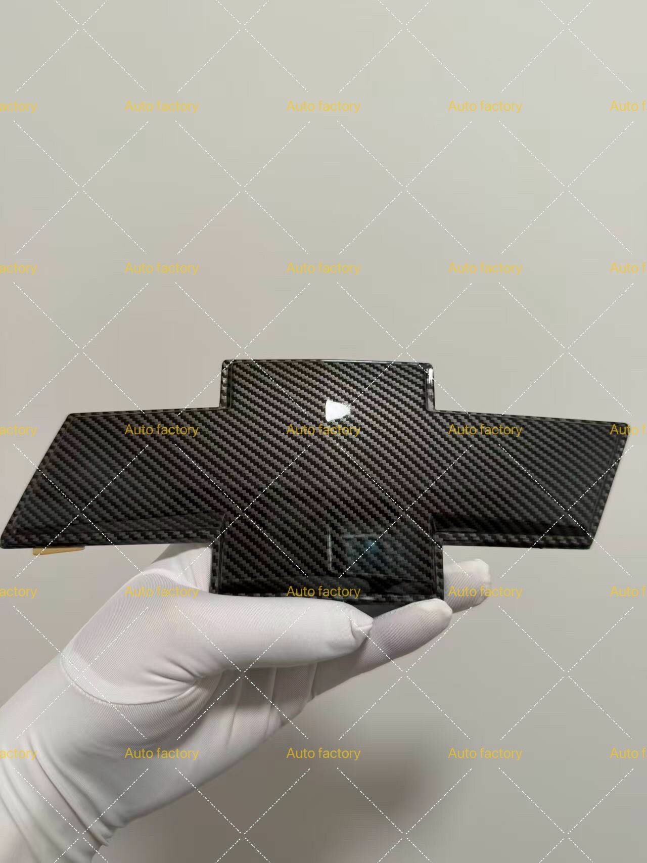 Эмблема шильдик значок на решетка радиатора для CHevrolet captiva C100(2006-2011), Цвет Имитация текстуры углеродного волокна,1шт.