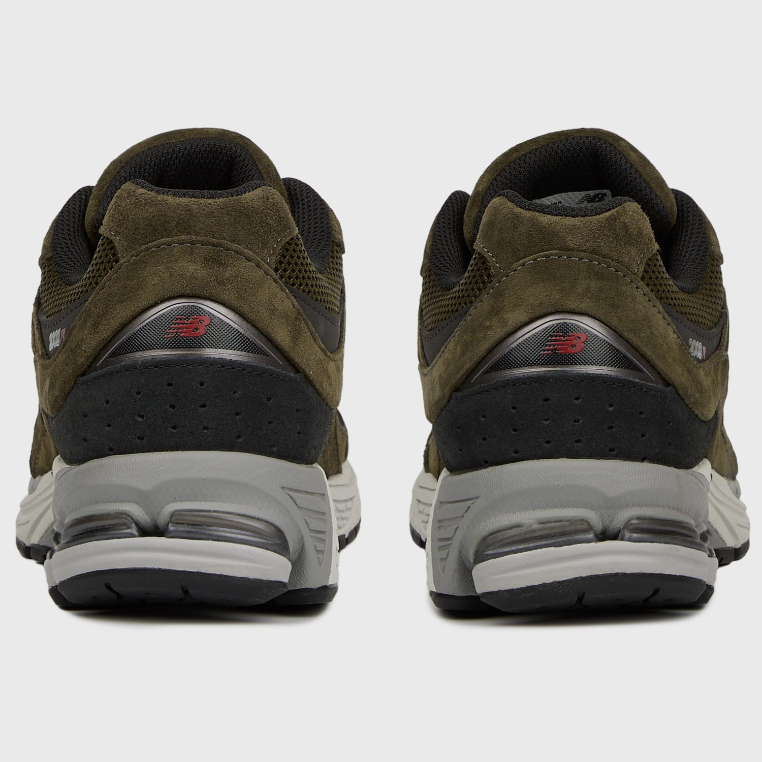 Кроссовки New Balance 2002R, полнота C (US)/ на среднюю и широкую стопу, размер 9, olive green — фото 1