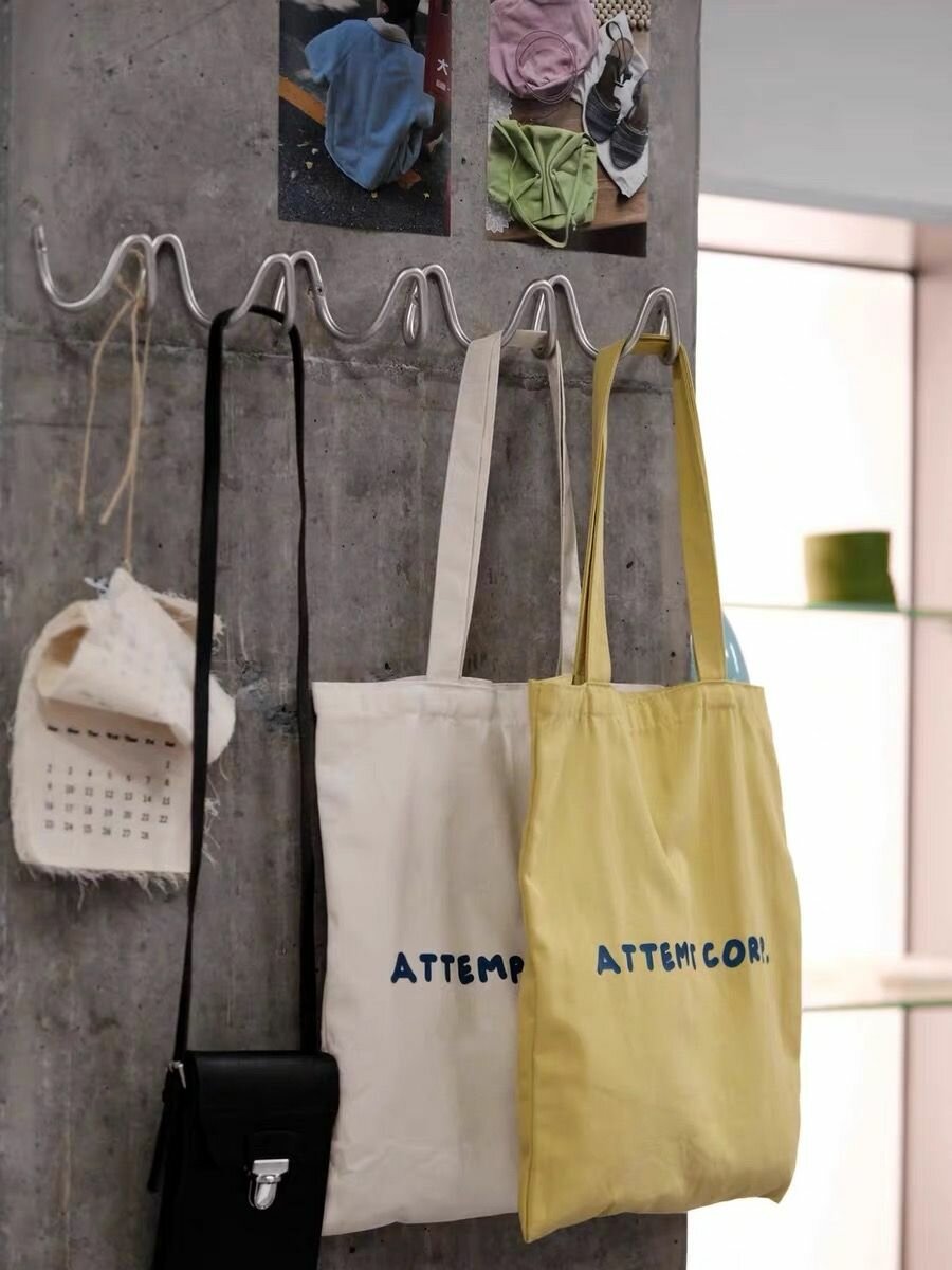 Настенные крючки для одежды в стиле ретро