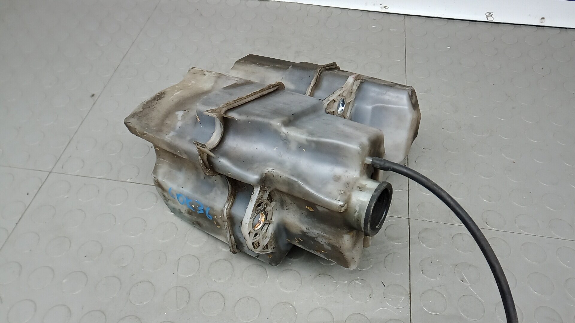 Бачок омывателя VOLVO S60 1